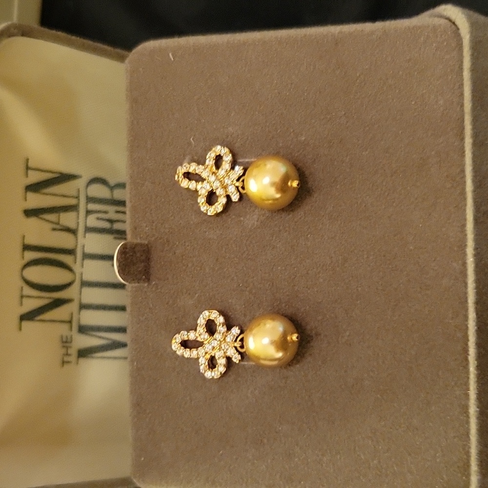 Nolan Miller Glamour Collection Pearl Earrings - Gem